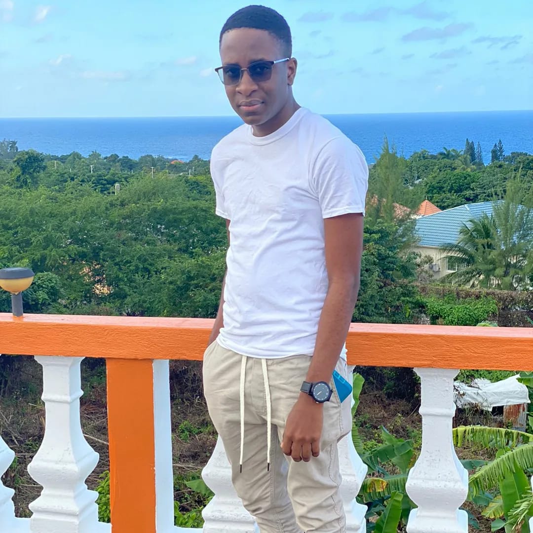 Sheldon Smith | #1900204